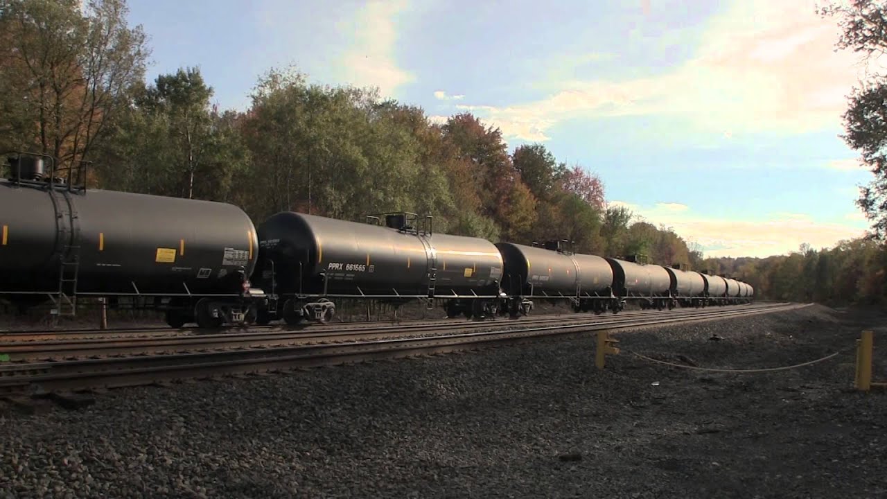 NS Oil Train Z4Z Carneys Crossing Rd, Cresson, PA 10 11 14 - YouTube