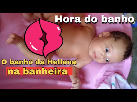 VLOG | Dando banho na bebê + Massagem Shantala  -  Mãe aos 16
