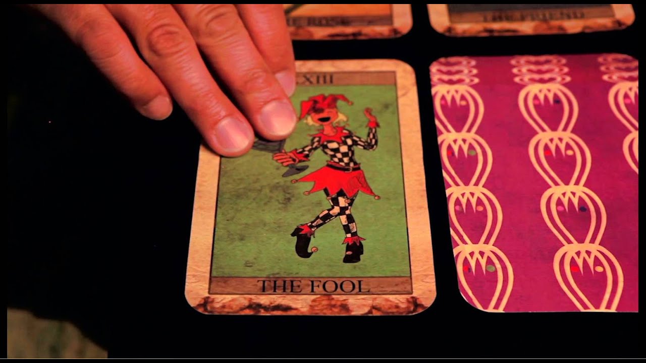 PROM QUEEN: Daddy's Got A Big Bad Gun - YouTube