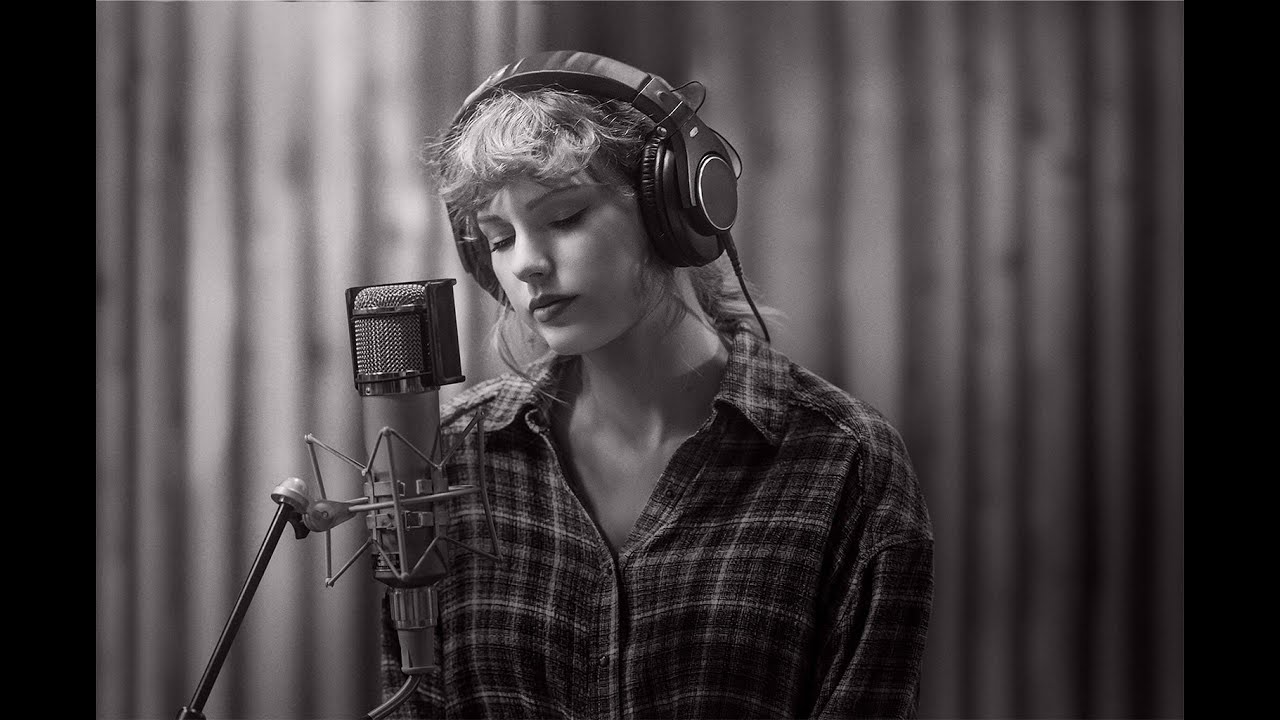 Taylor Swift - seven (live) - YouTube