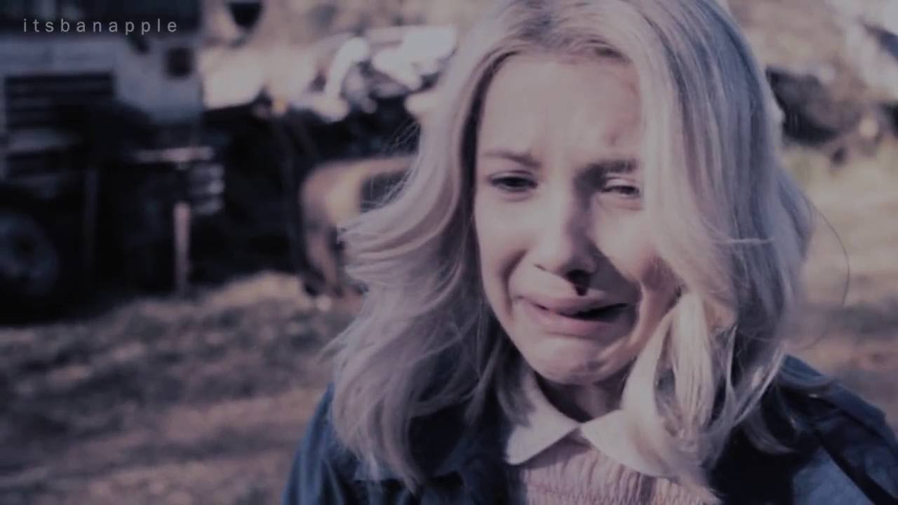 eleven [stranger things] // running with the wolves - YouTube