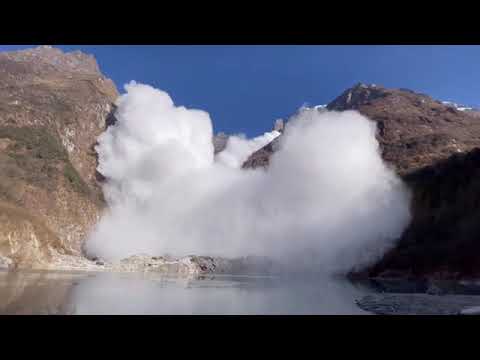 Kapuche Lake 2021 avalanche #Kapuche #Lake #Snow #Nepal #Himalayalar #Buzul