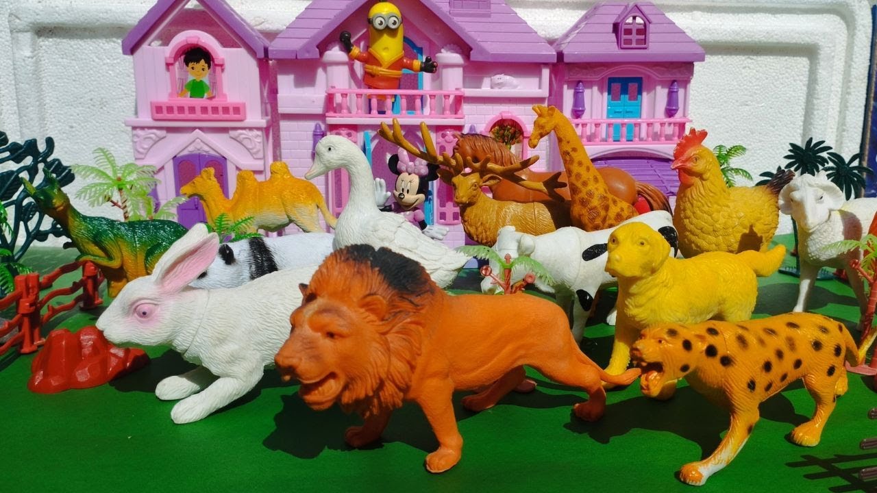 Let's Build a Zoo and Play with a Toy Farm l animals sounds l Learn ...