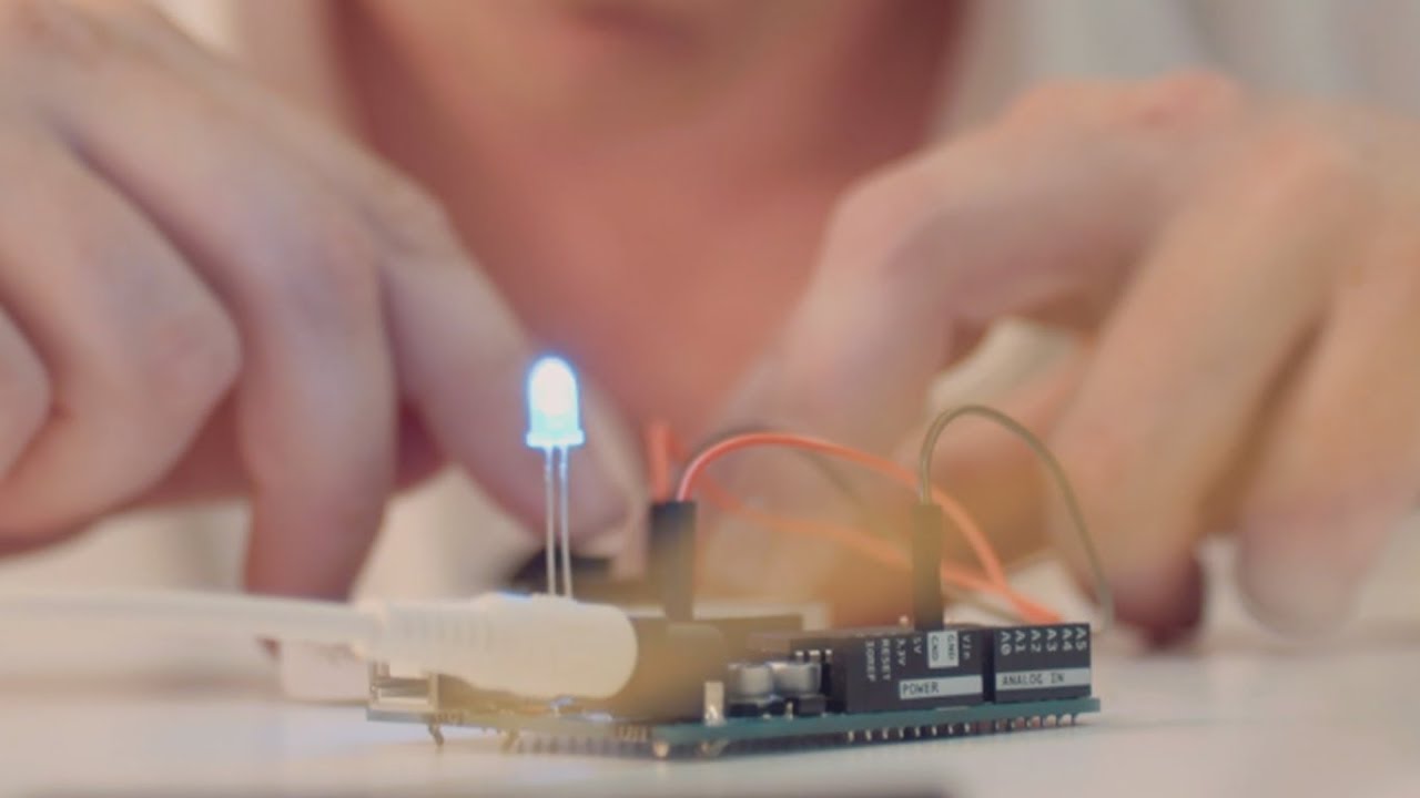 intro to electronics - YouTube