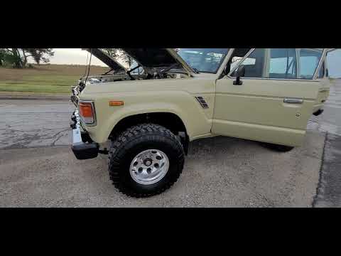 Fj60 and Fj62 Toyota land cruisers v8 - YouTube