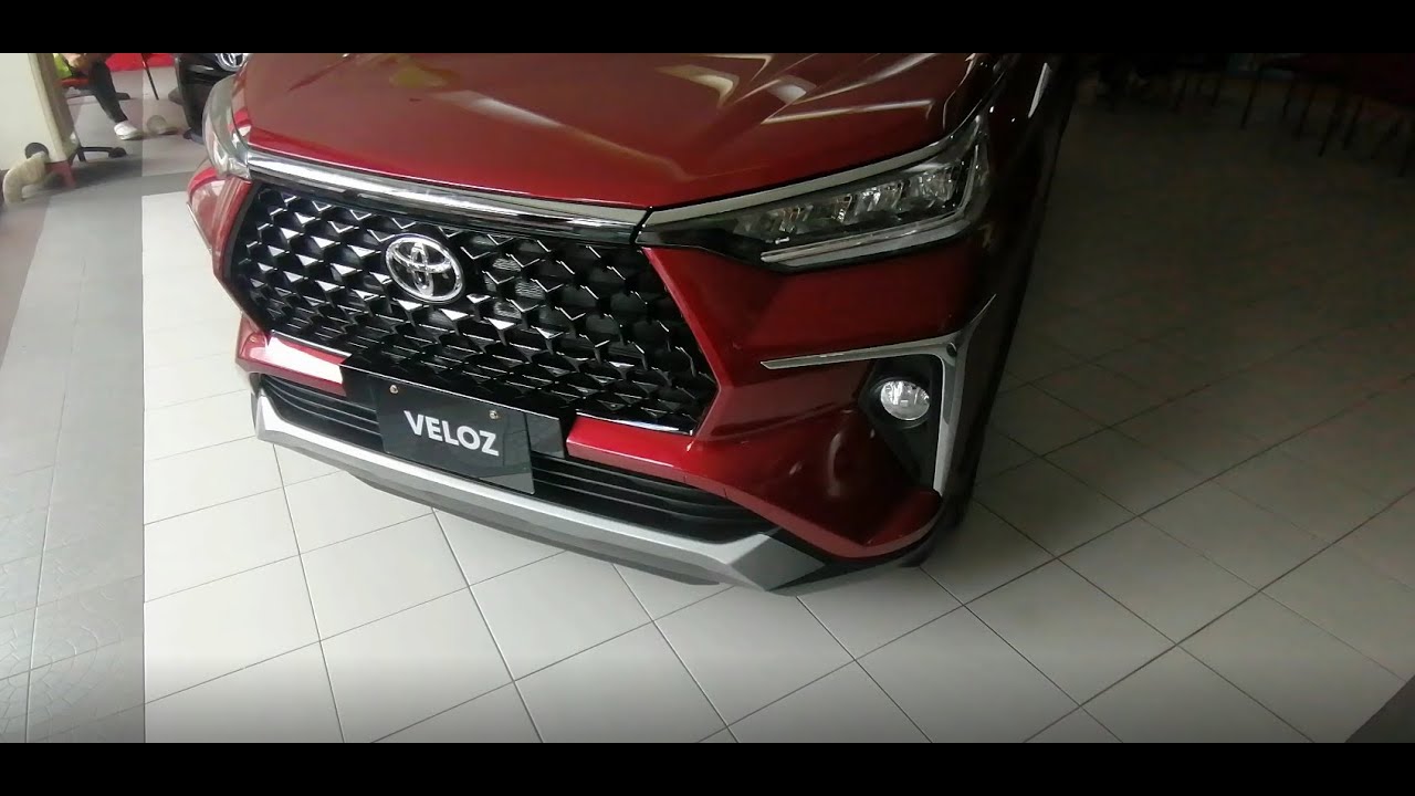 Toyota Veloz 1.5 G CVT 2023 (Dark Red Mica Metallic) - YouTube