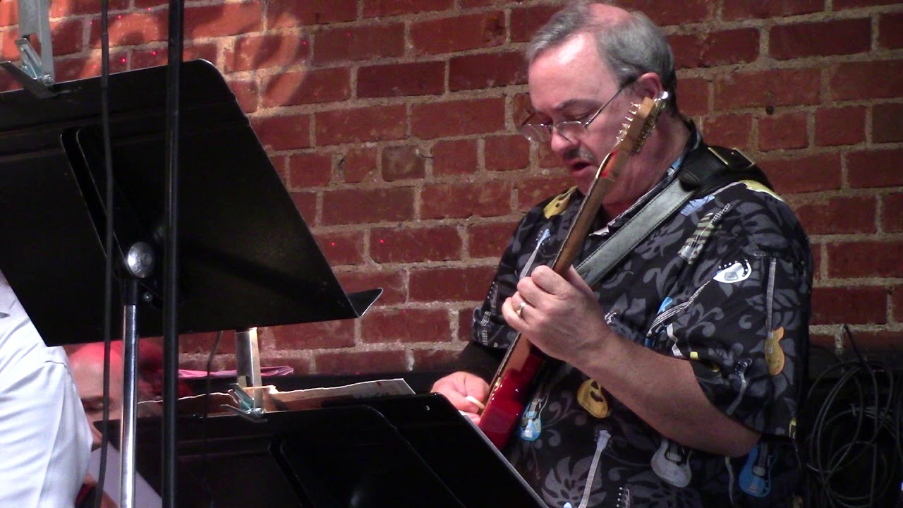 Guitar Solo Tom Hynes 1 - YouTube