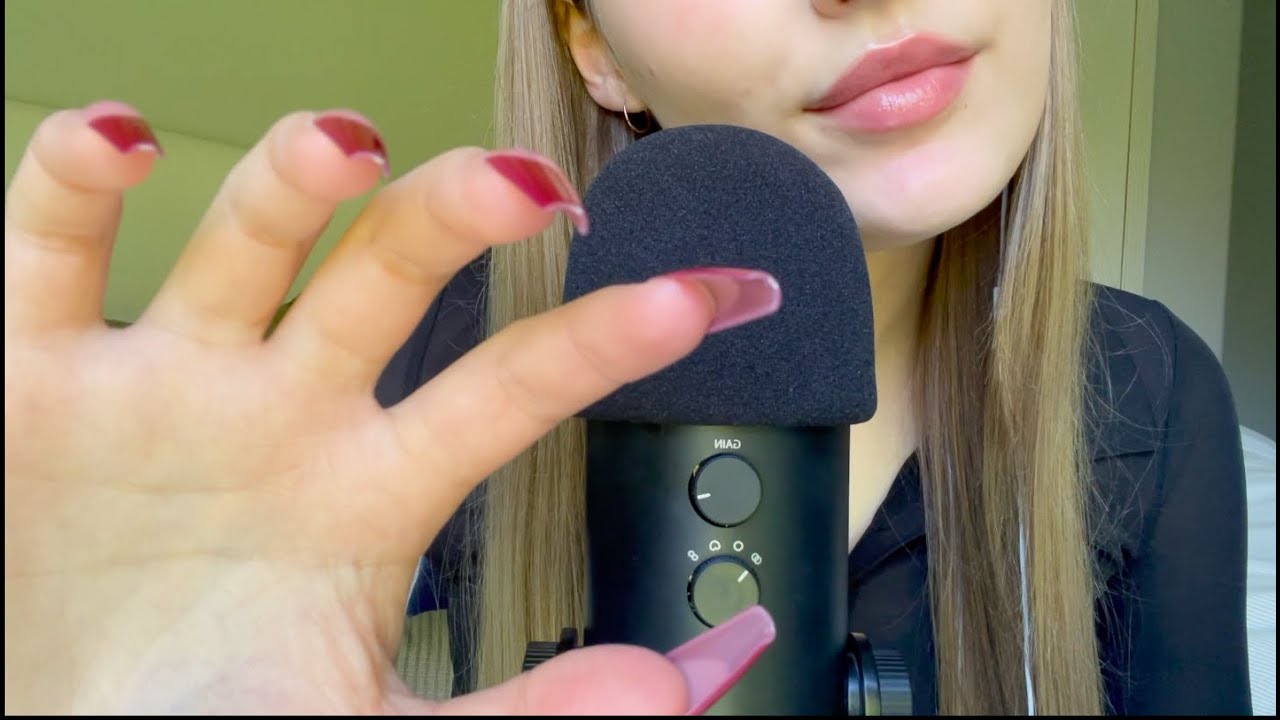 Asmr Fast Hand Movements With Finger Flutters And M0uth Sounds