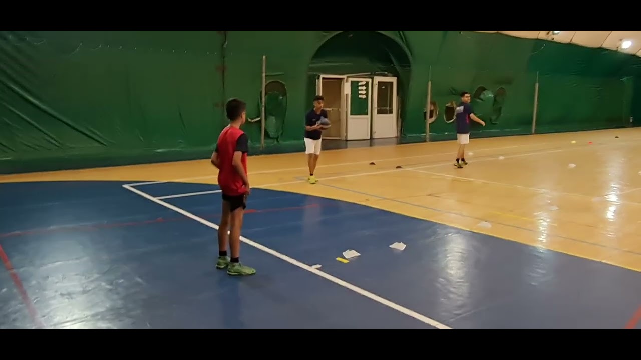Football tennis game - YouTube