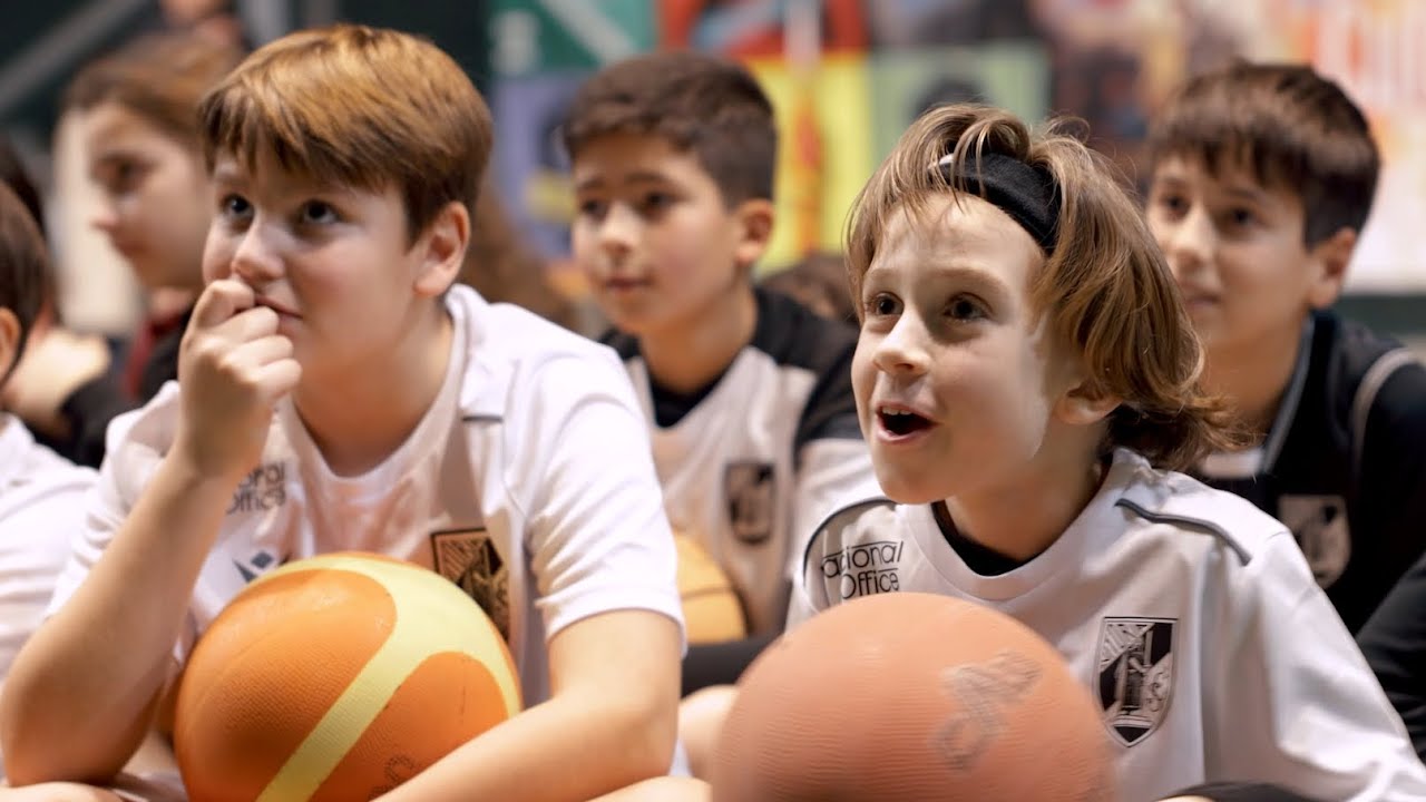 Visita aos 𝐀𝐟𝐨𝐧𝐬𝐢𝐧𝐡𝐨𝐬 𝐝𝐨 𝐁𝐀𝐒𝐐𝐔𝐄𝐓𝐄𝐁𝐎𝐋 🏀 - YouTube