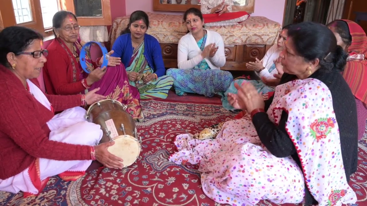 Kumauni Holi : holi kholo kiwad - YouTube