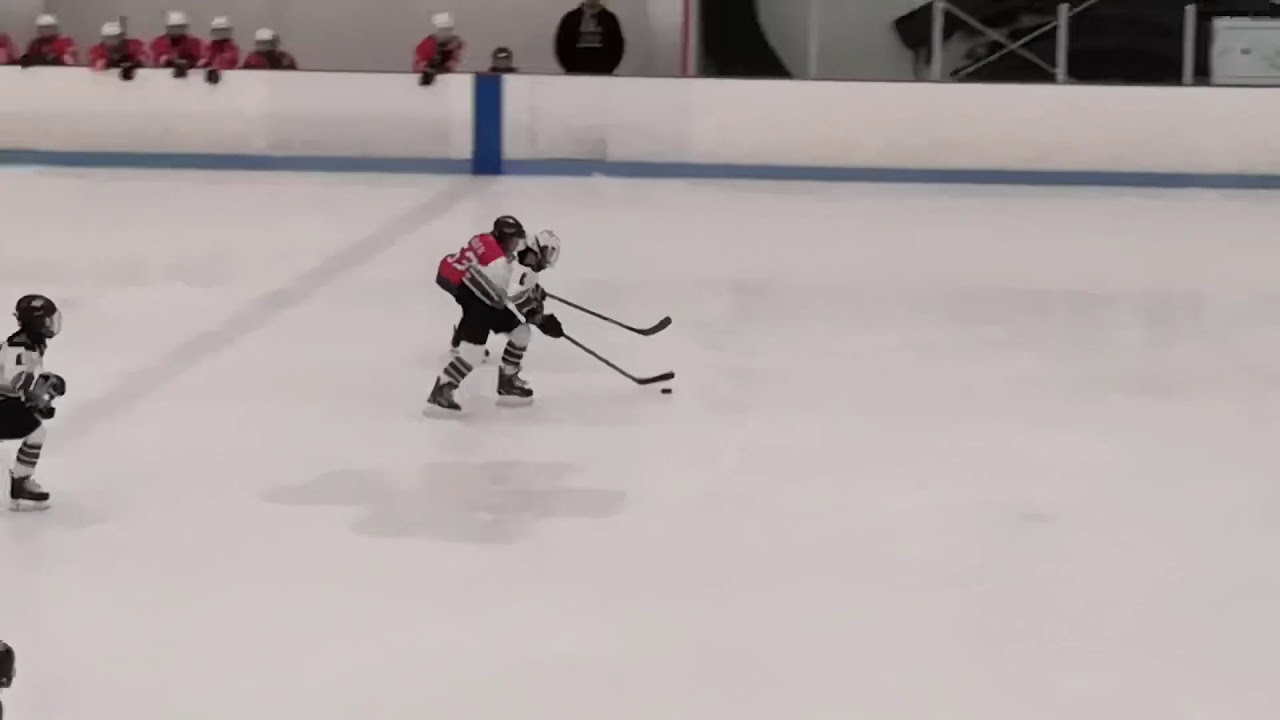 10U hockey tournament Sno King vs Seattle Juniors Feb 2020 - YouTube