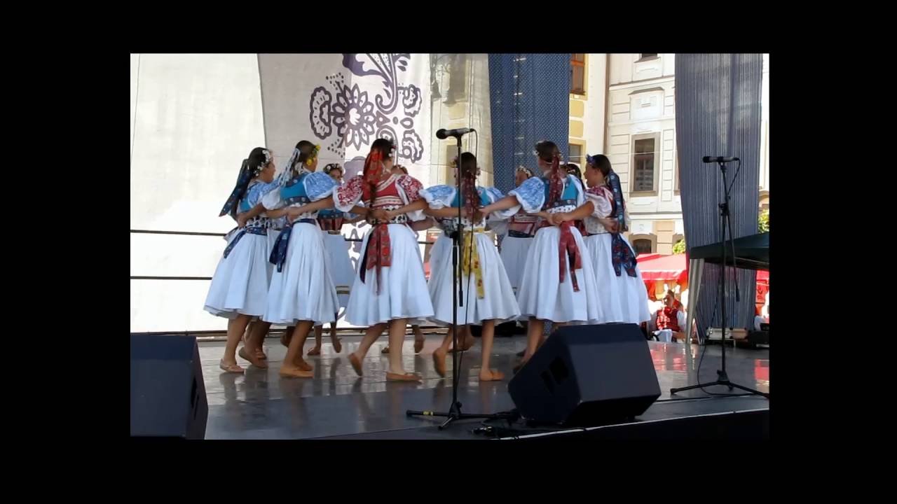 Slovak folk music & dance. - YouTube