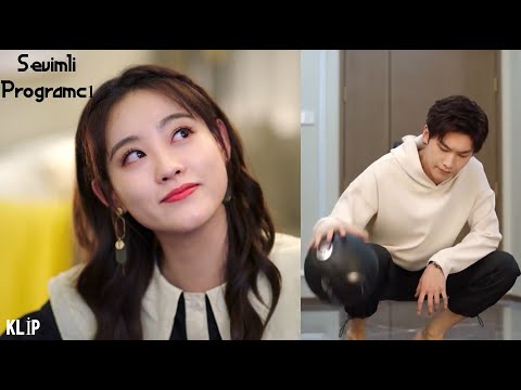 Sevimli Programcı 25 Yi Cheng, Lu Li'nin dikkatli çekmek için üst katta ses çıkarmaya çalışıyor 😅