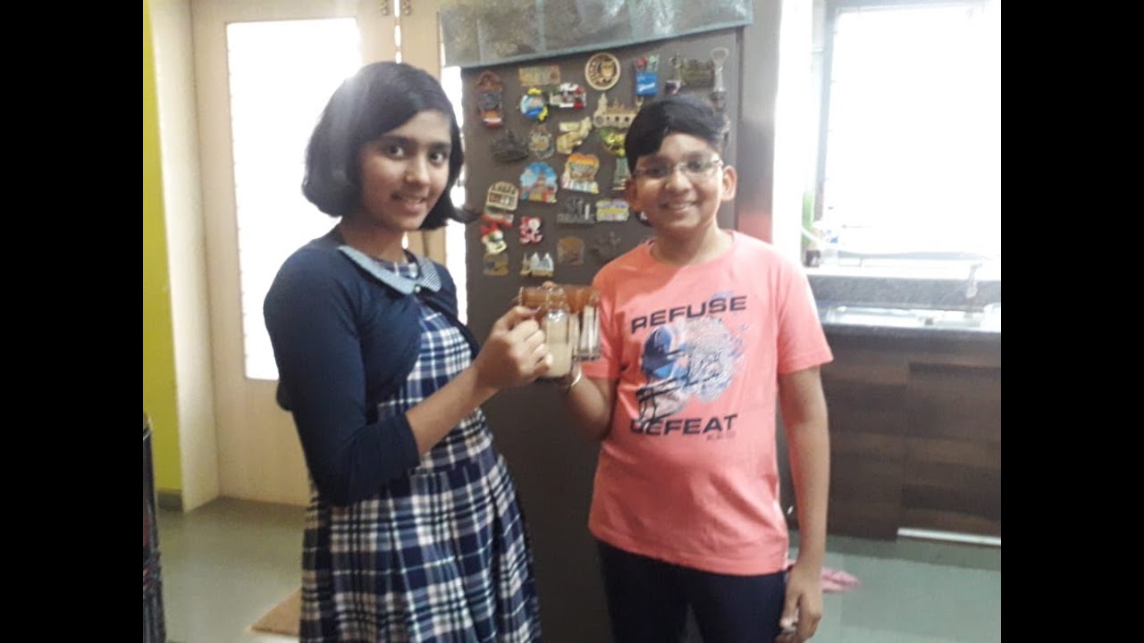 Smoothie challenge with my sisters| Sasha and Aesha Goel |#chefAG # ...