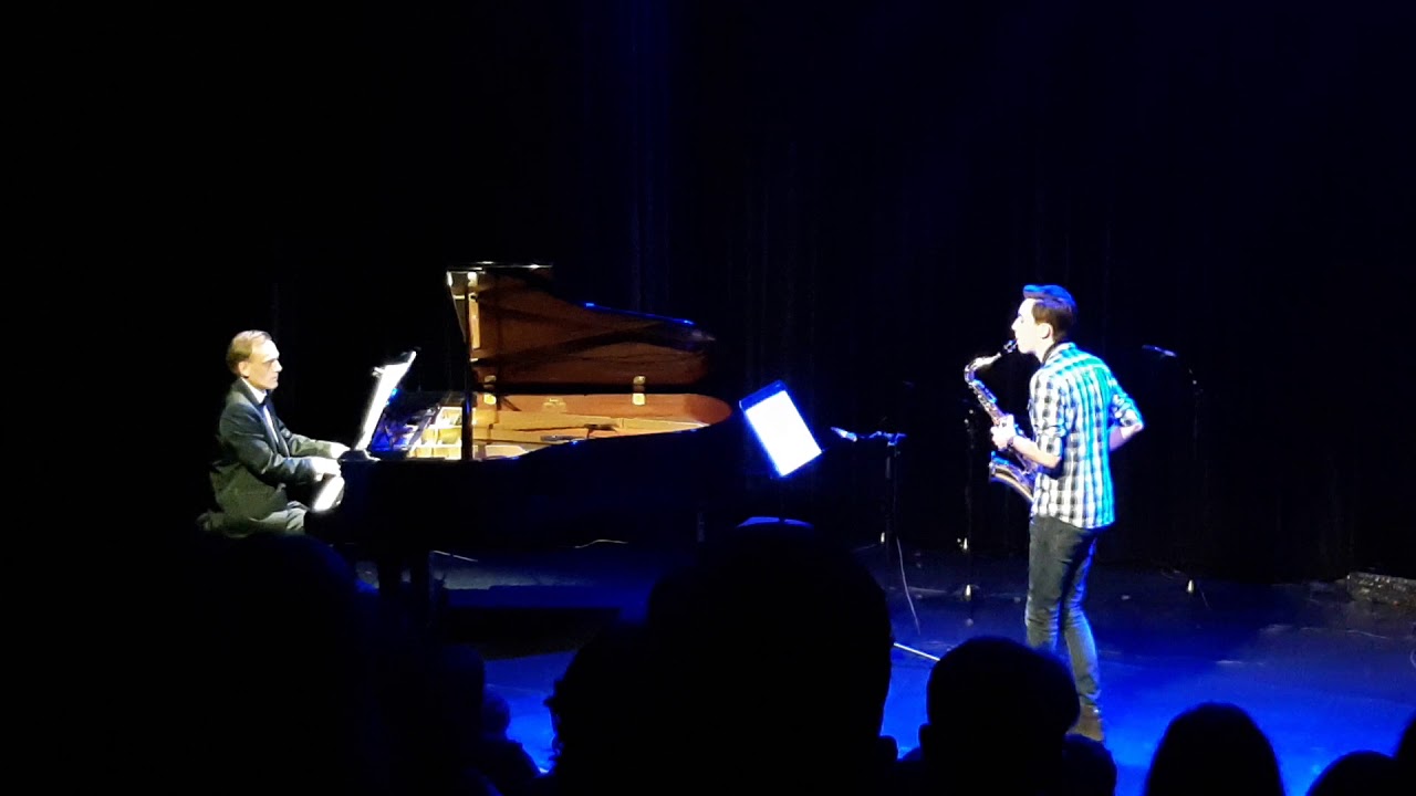 Concerto in G-minor (David Bennett) - YouTube