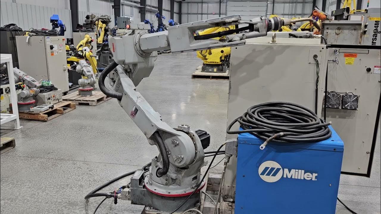 Yaskawa Motoman EA1900N Welding Robot - S5M03515 - YouTube