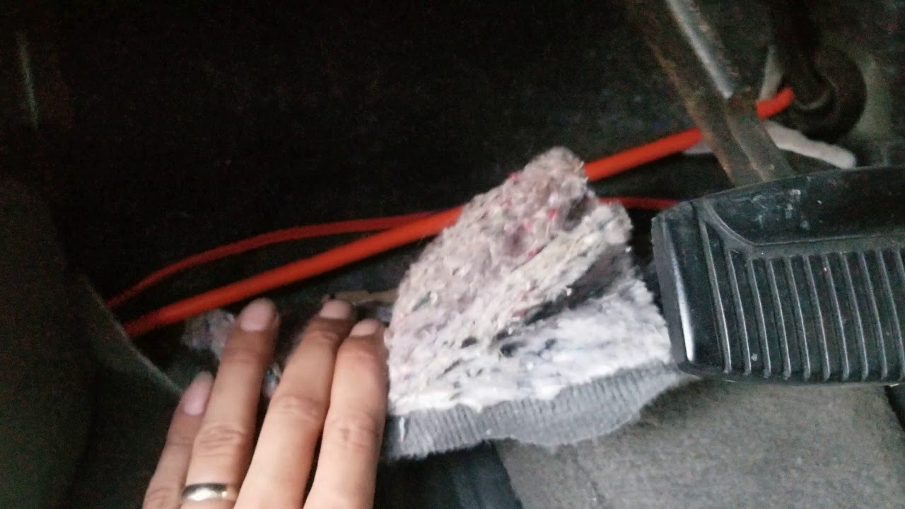 2005 Ford F150 XLT Triton,. Run Amp Wire Through Firewall - YouTube