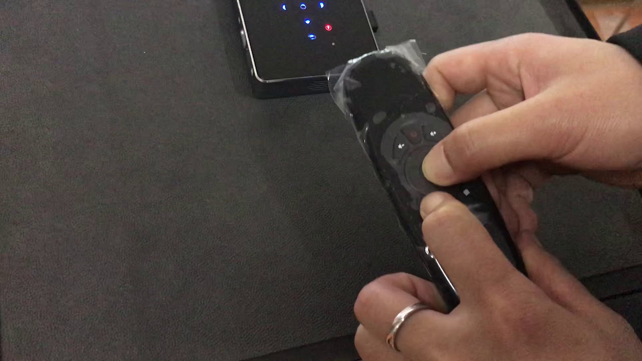 BYINTEK air mouse paired USB receiver - YouTube