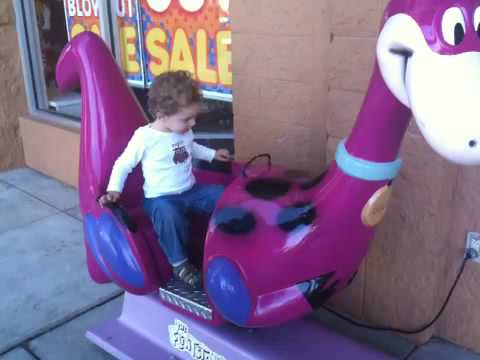 Kiddy ride - YouTube