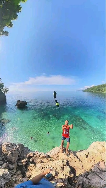 Cliff Jumping in Canibad, Samal Island #camping #barkadatrip #camping #cliffjumping #beach - YouTube