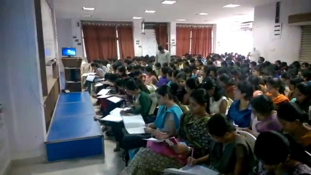 J2EE CLASS BY SHISHIRA BHAT @ JSpiders, Bengaluru. - YouTube