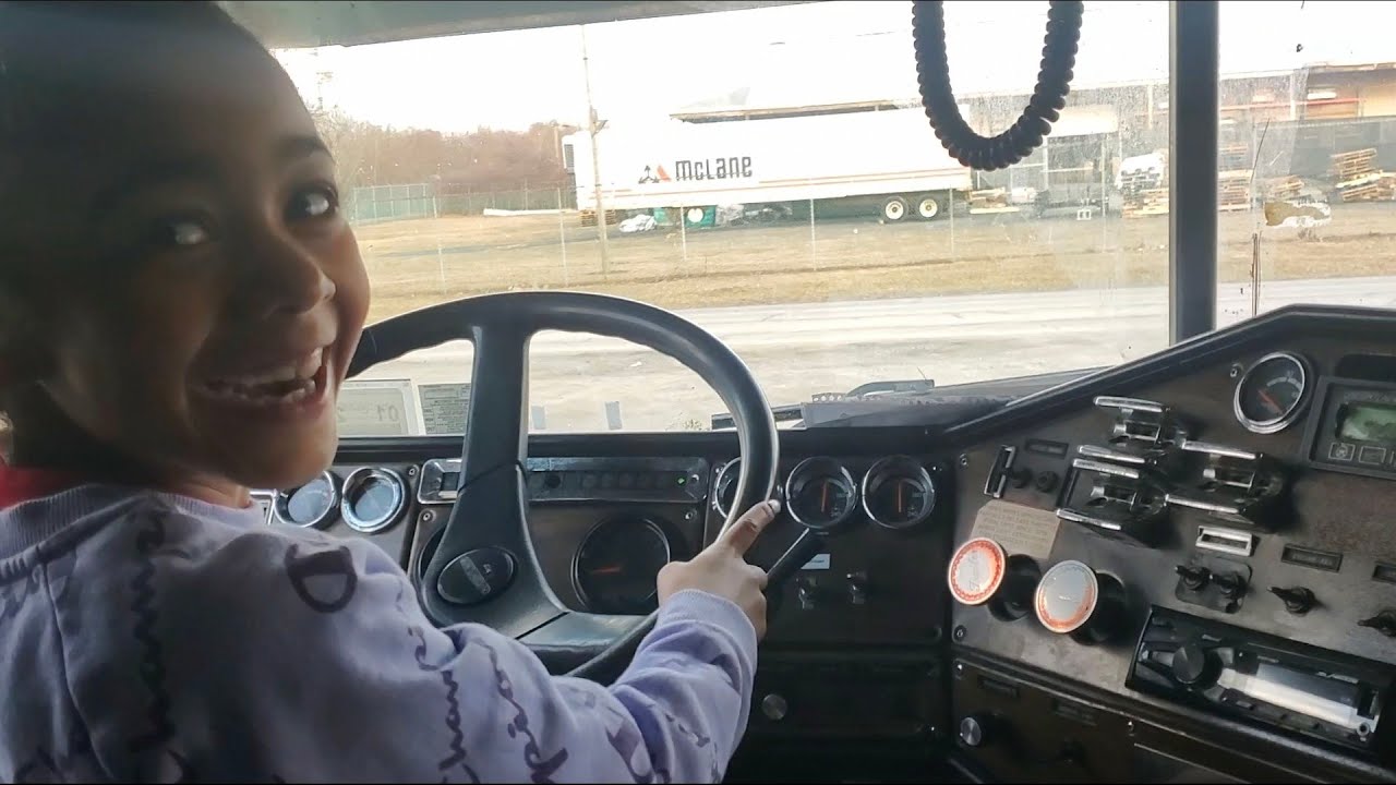 How to drive a stick shift semi truck. she was so excited.class A CDL ...