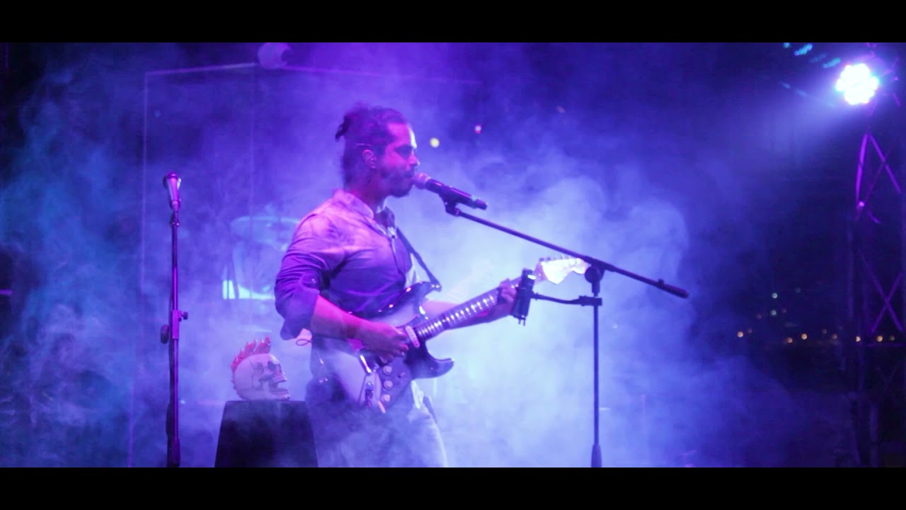 Entre Caníbales, Gabo Bermeo Band - YouTube