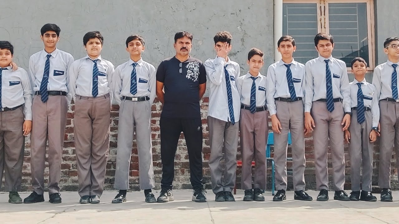 Ninja Combat Skills || Allied School Ninja Team - YouTube