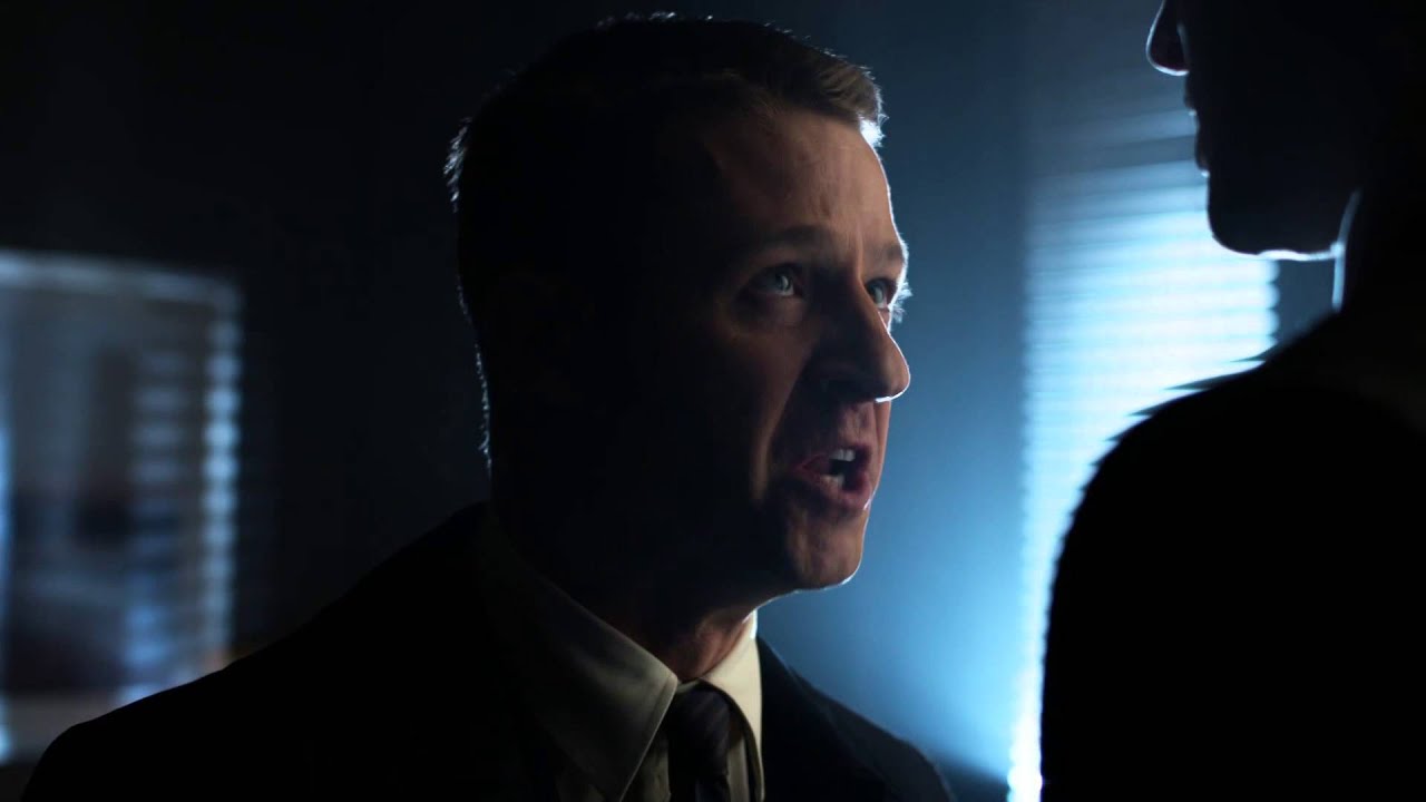 Gotham clip from Episode 1.10 - YouTube