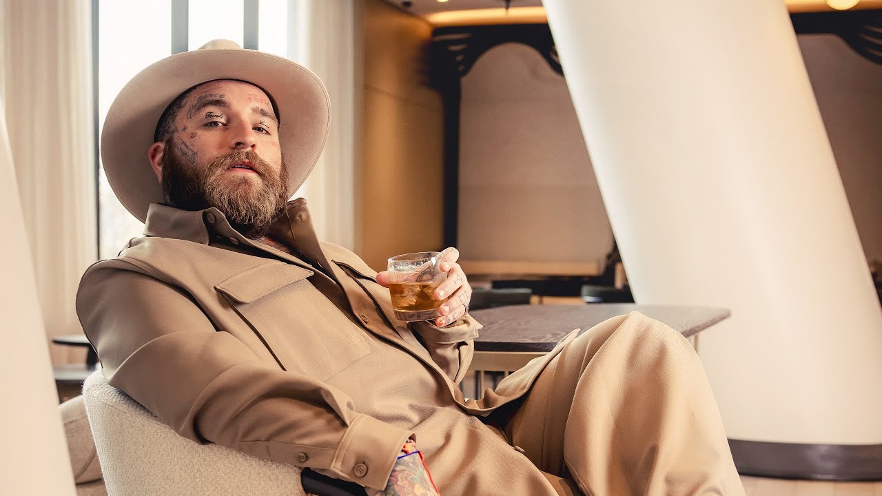 Teddy Swims: Soul Man Displays His Strength Of Character - YouTube