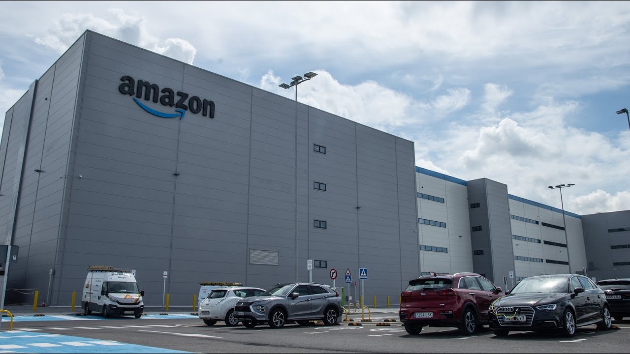 Almacén de Amazon Mad7 en Illescas, Toledo - YouTube