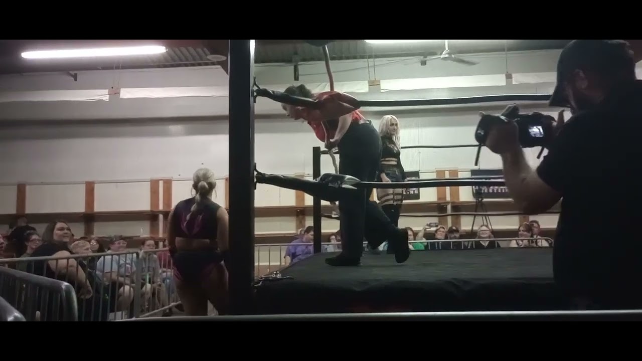 Nurse Mika vs Angel Metro vs ...SURPRISE!!!! JesSicka Havok @ NEOPro ...