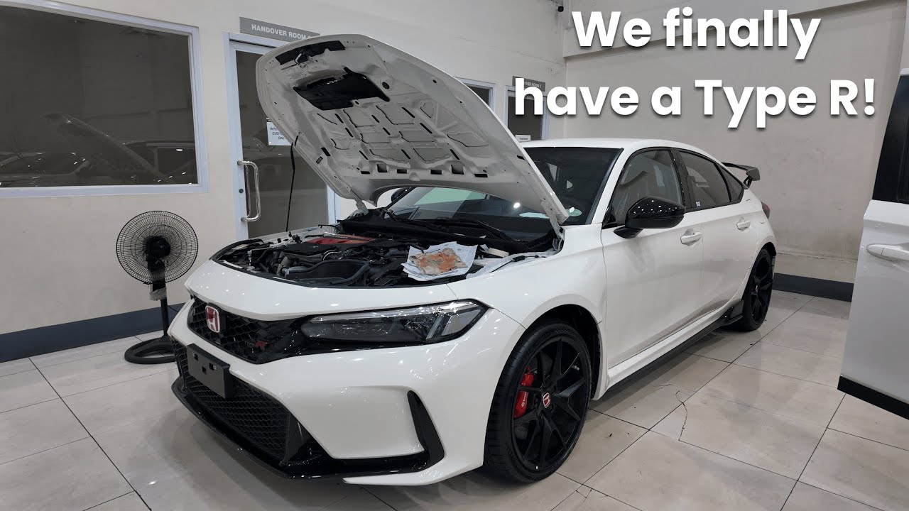 We finally have a Type R! - YouTube