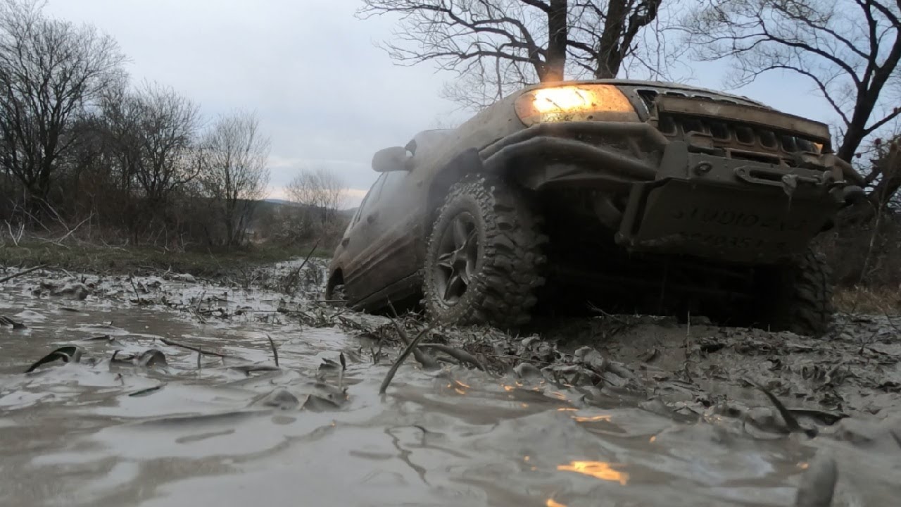 Jeep Grand Cherokee Extreme Off road in Mud 💪 - YouTube