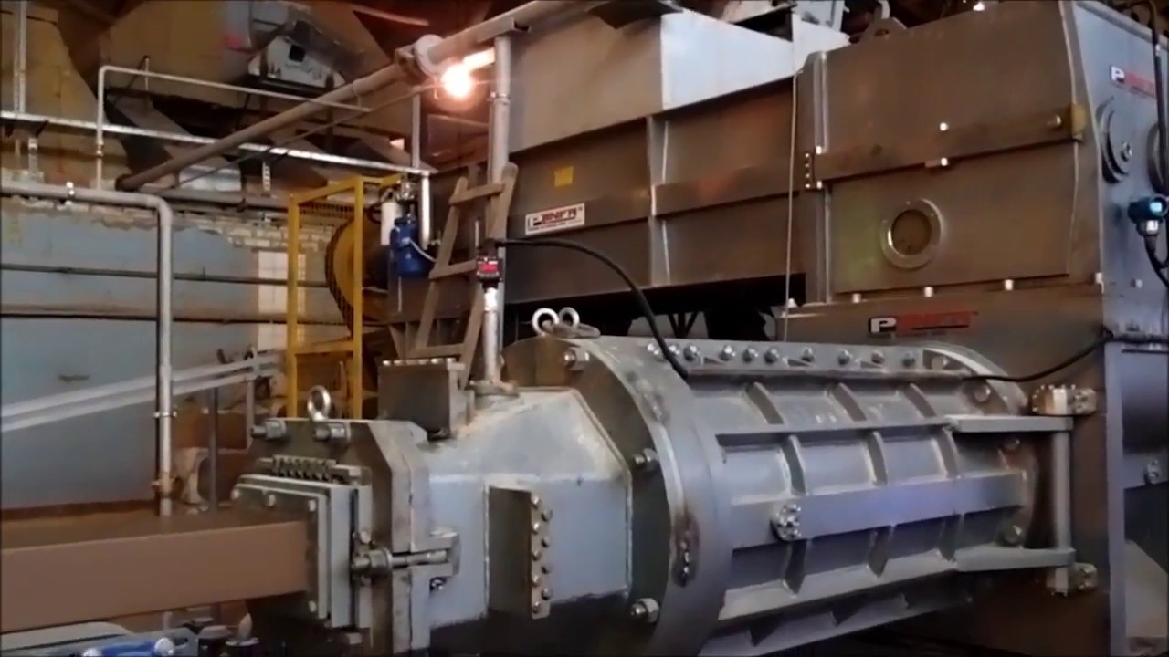 PL 100 экструдер вакуумный - YouTube