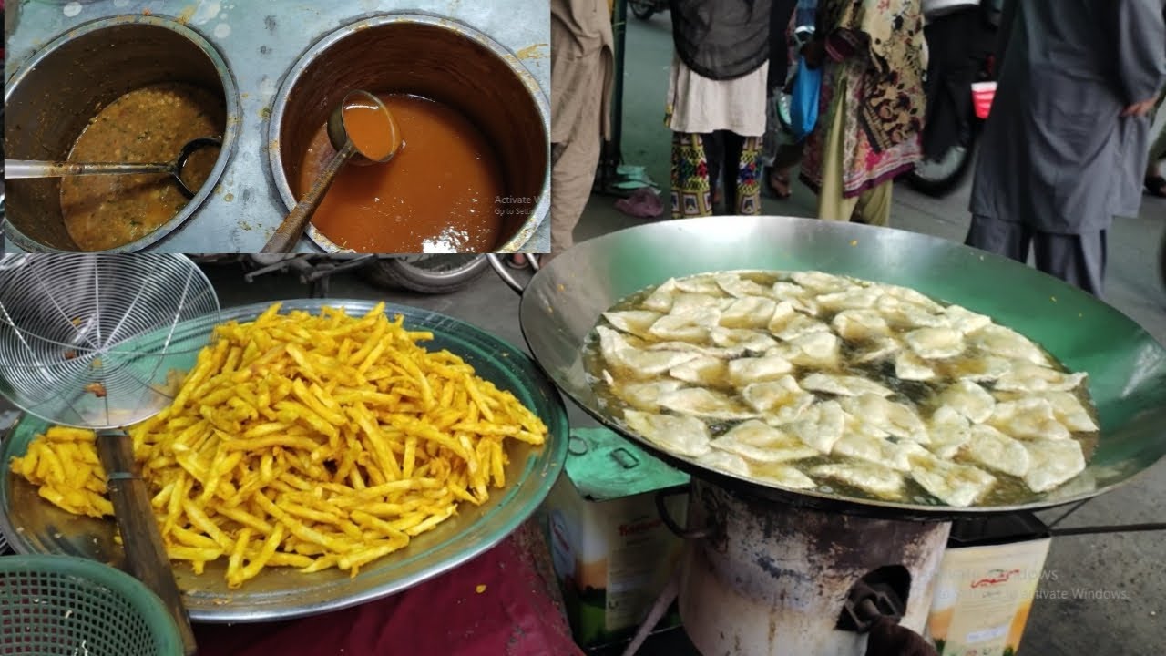 Lahore Famous Samosa Street in Pakistan | Aloo Samosa | Pakistani ...