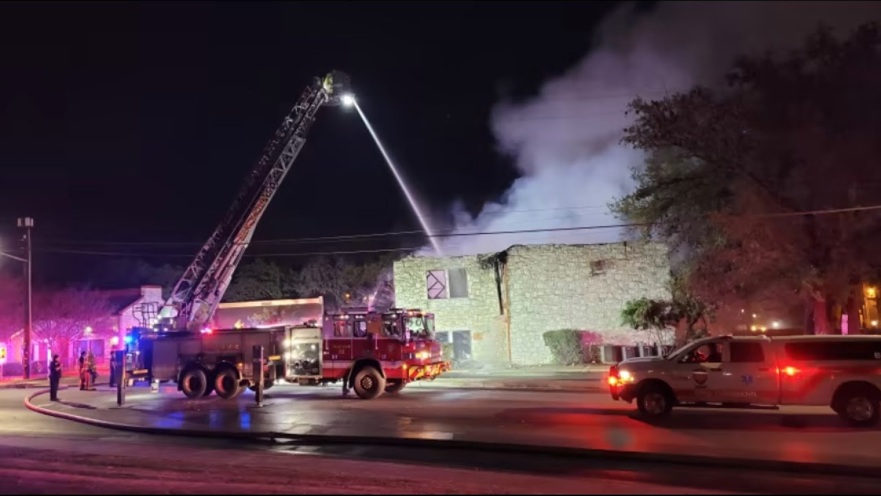 Medical Center building collapses as fire crews battle flames - YouTube
