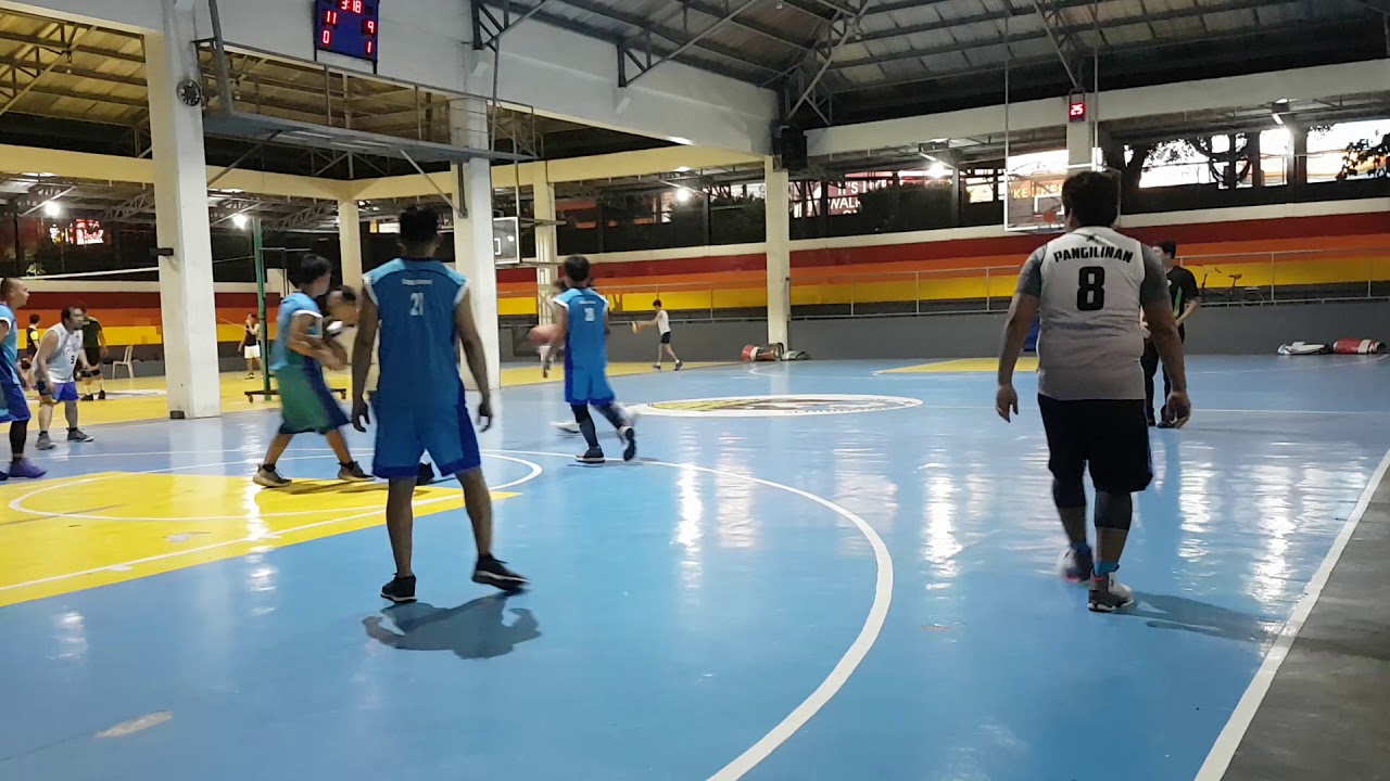 Mynt 2019 Sportsfest MAC Ballers vs Team AXL - 1st Half - YouTube