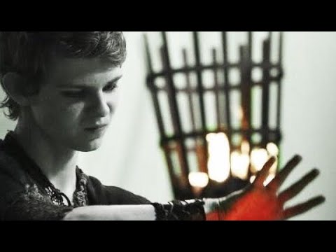 Robbie Kay~Peter Pan/ Demons - YouTube