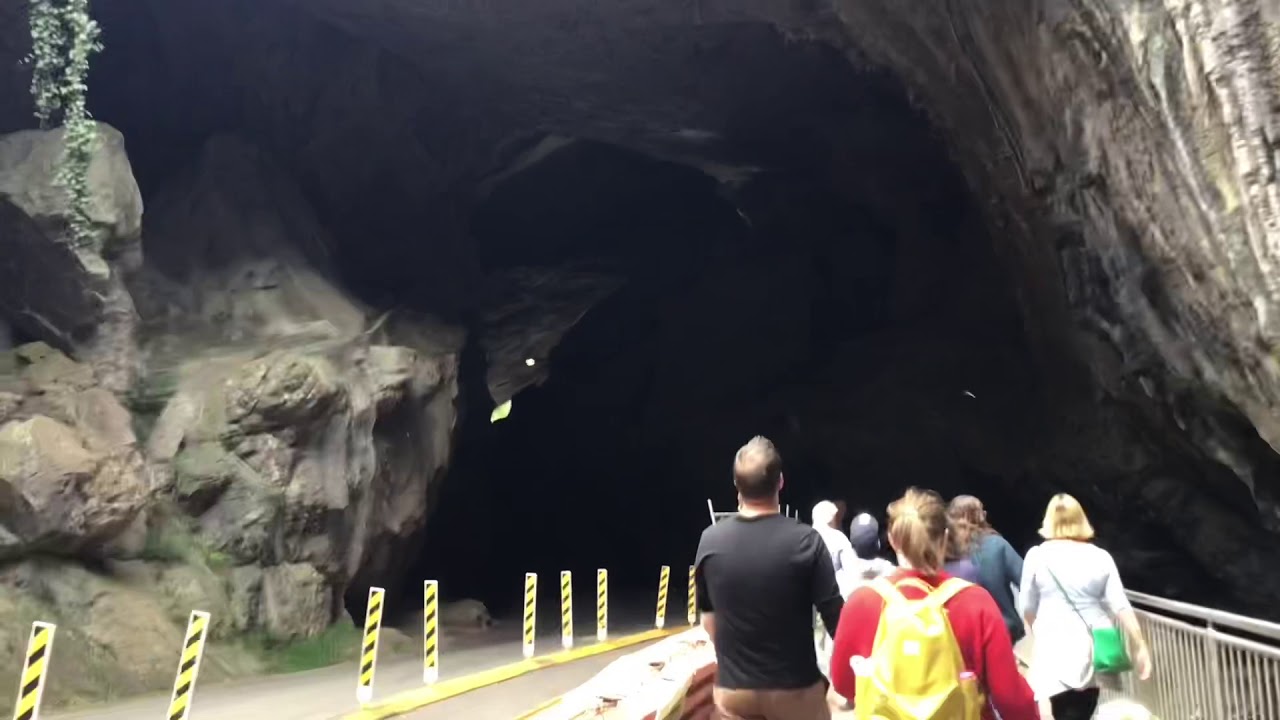 Going to Jenolan(Chifley Cave) Caves - YouTube