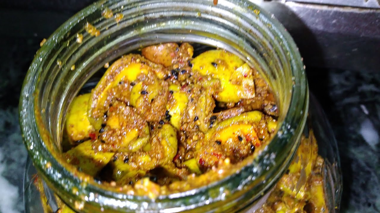 kacche aam ka achaar| how to make kacche aam ka achaar - YouTube