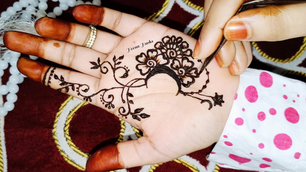 How to make moon mehndi design for ramzan and eid 🌙 // रमज़ान और ईद ...