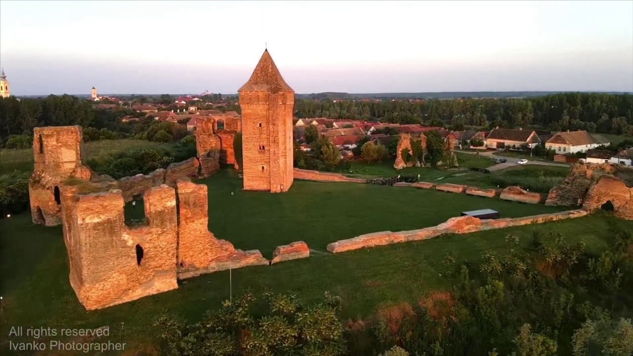 Tvrdjava Bač Fortress - YouTube