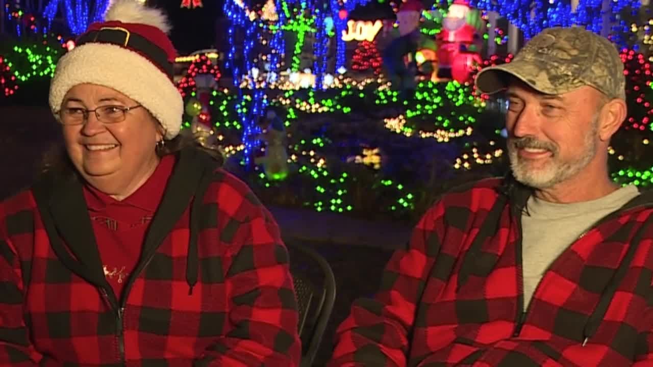 How Freeman Lights brightens Christmas for thousands of people in ...