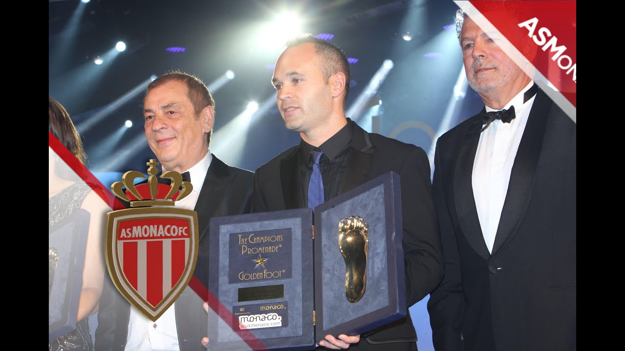 Iniesta recibe el Golden Fútbol Award 2014 a Monaco - YouTube