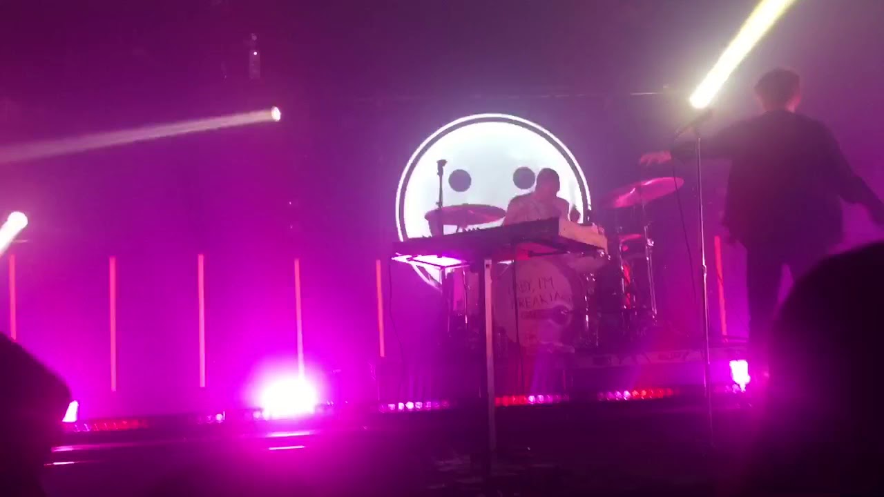 COIN Concert - I Don’t Wanna Dance (Part 2) - YouTube