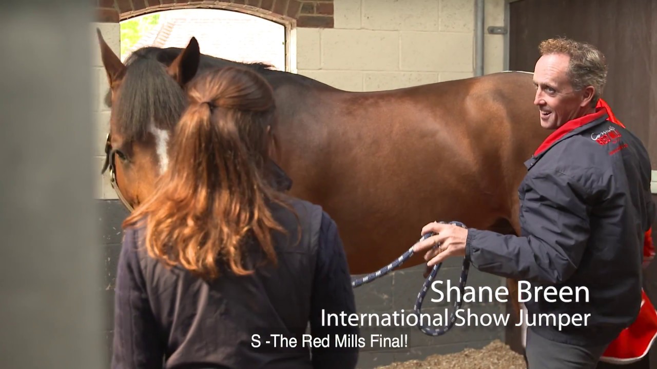 Shane Breen introduces Con Champo to RED MILLS Nutritionist Laura Hoey ...