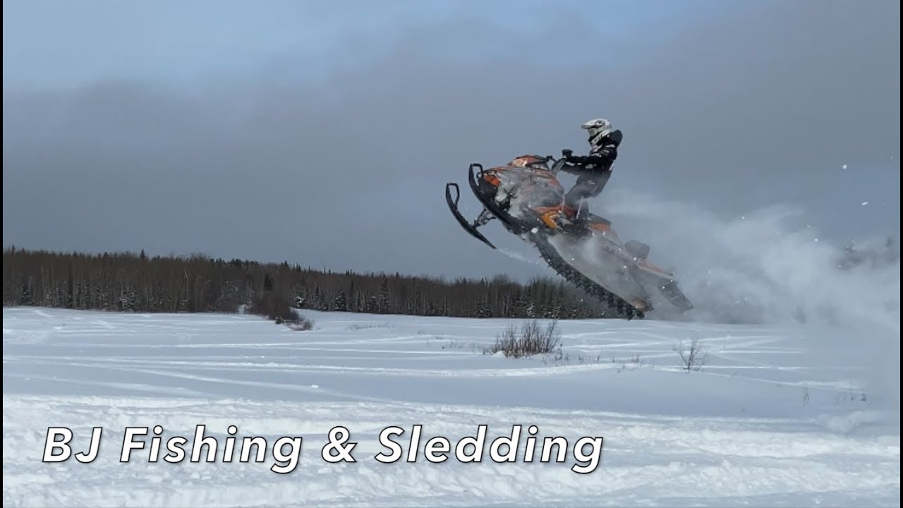 Sidehilling in Fresh Snow (Big Jump) #snowmobile#sledding#skidoo# ...