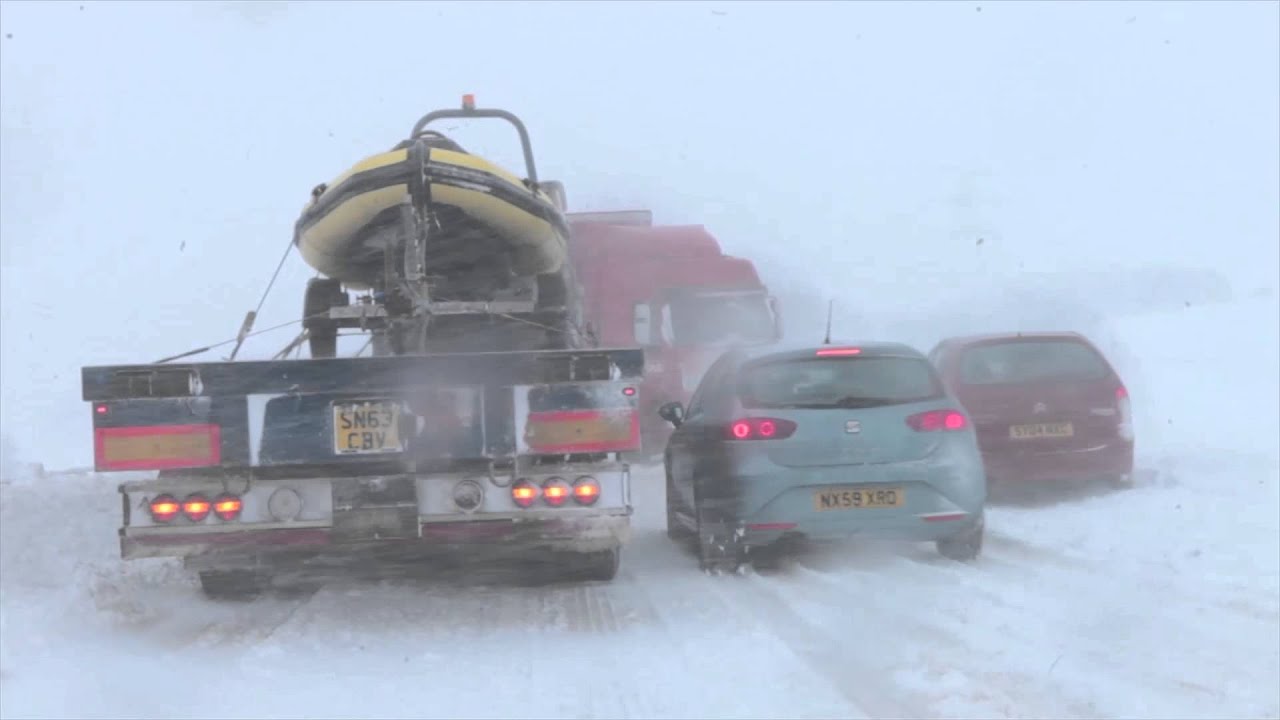 Bad weather conditions in Scotland - YouTube